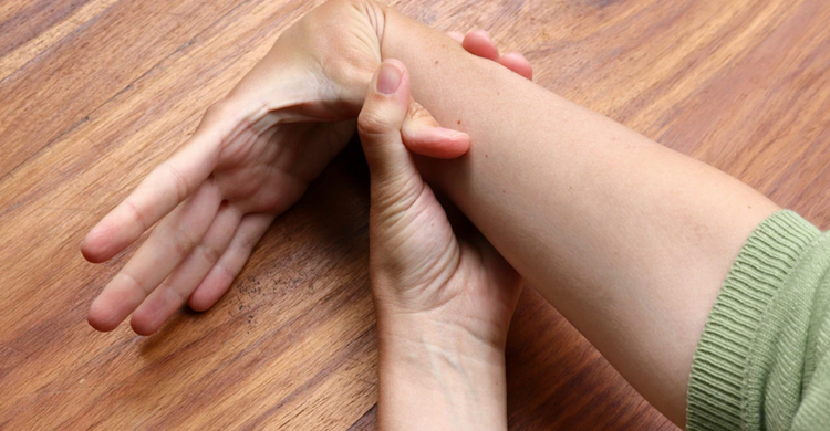Why Double-Jointed People Are More Likely To Have Health Problems – The ...